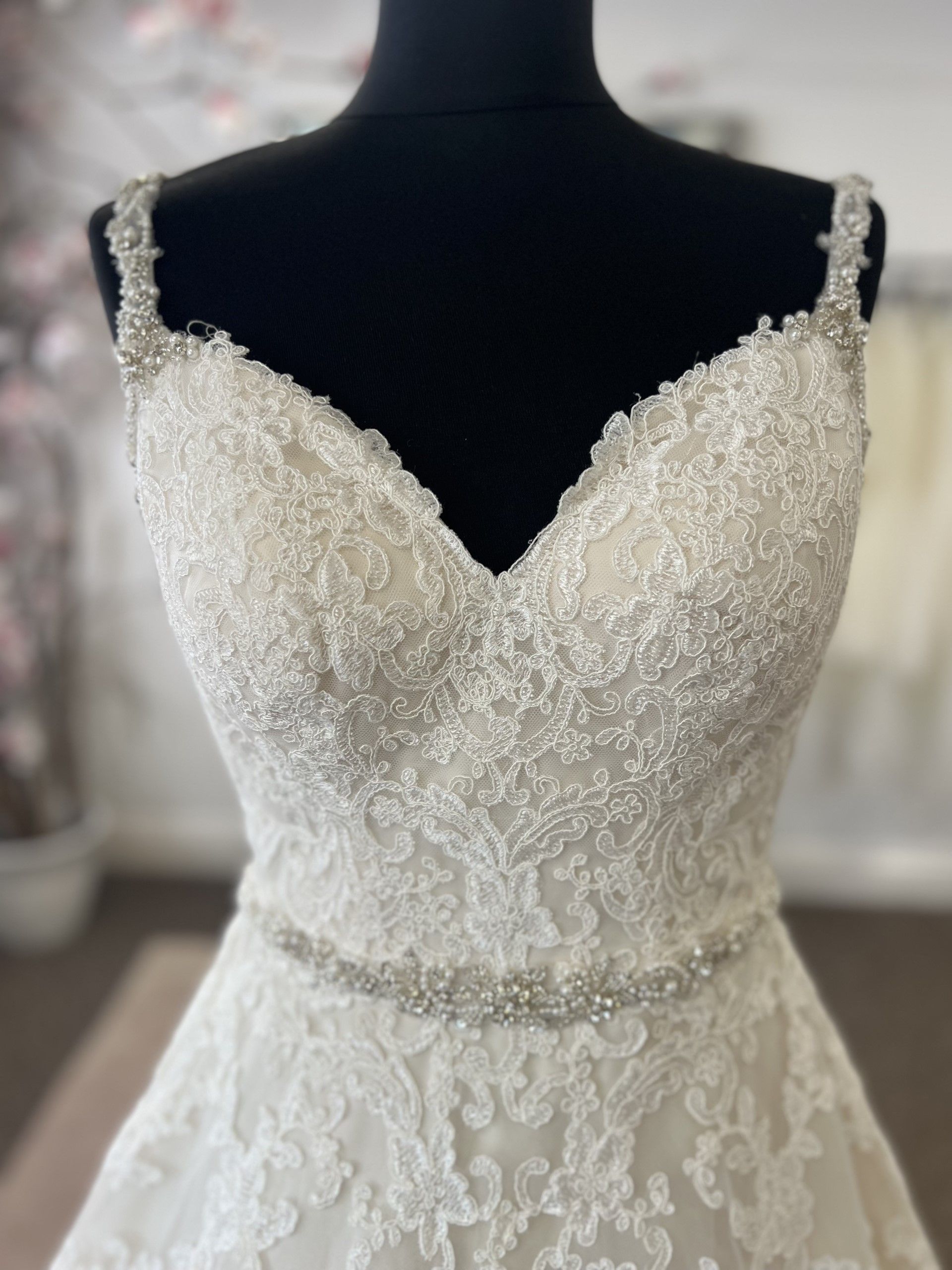 Rebecca Ingram // Allison Wedding Dress - LJ Bridal Collection ...