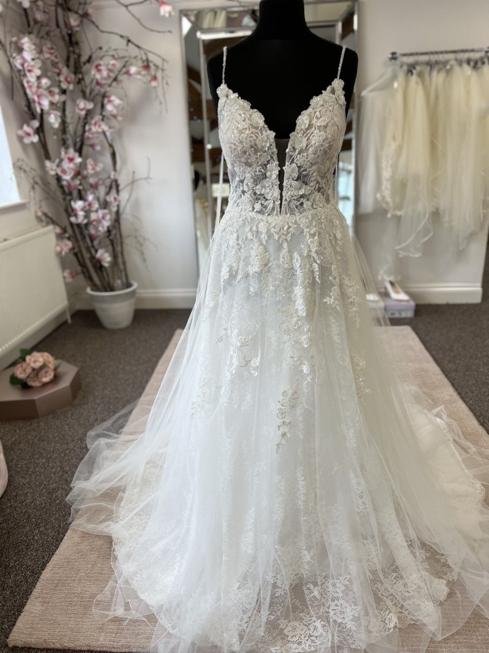 Etoile // Chloe Wedding Dress - LJ Bridal Collection - Wedding Dress ...